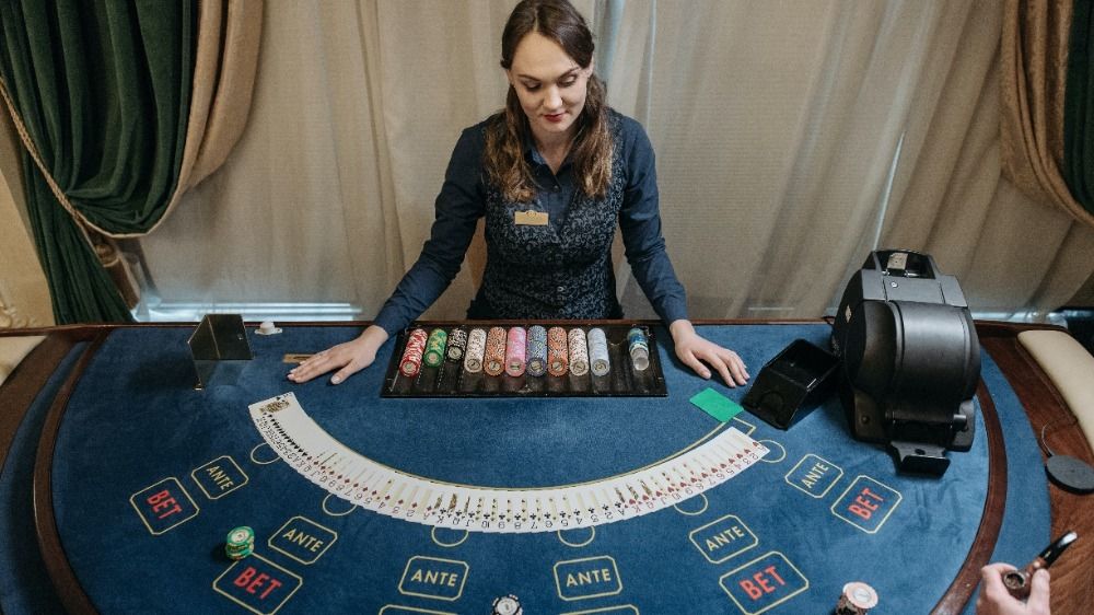 Why Blackjack Dealers Always Win and You Don’t - Top Reasons to Know!